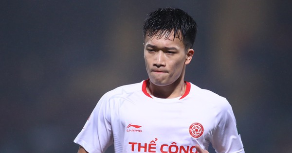 Le Huynh Duc 코치는 Hoang Duc이 약한 이유를 밝혔고 The Cong Viettel 코치는 공감했습니다 - Vietnam.vn