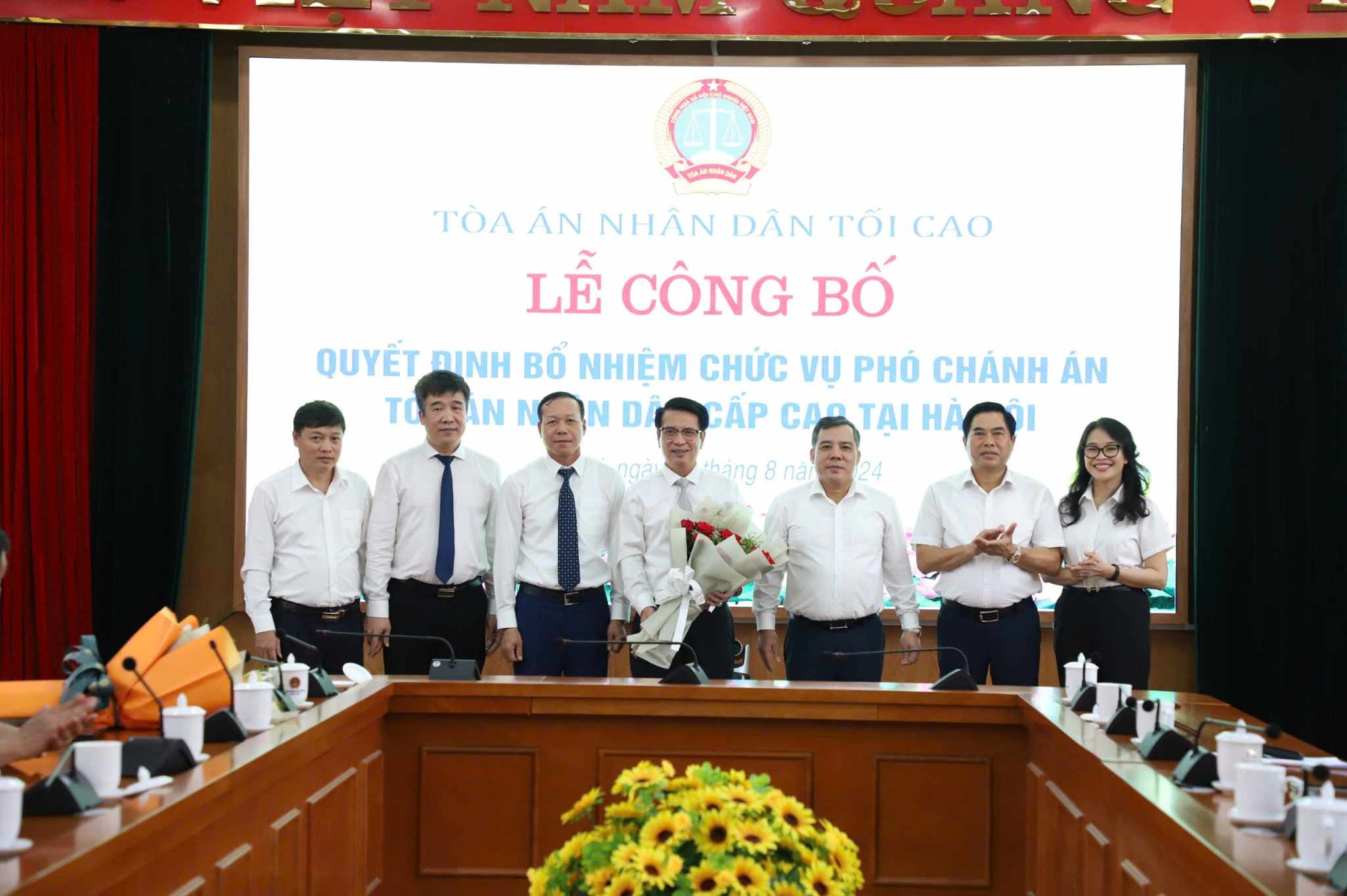 Mr. Dinh Ngoc Huan was appointed Deputy Chief Justice of the High People's Court in Hanoi ...