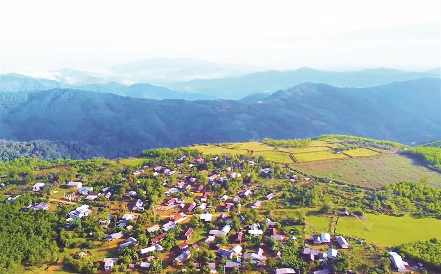 Bùi Hui thức giấc - Vietnam.vn