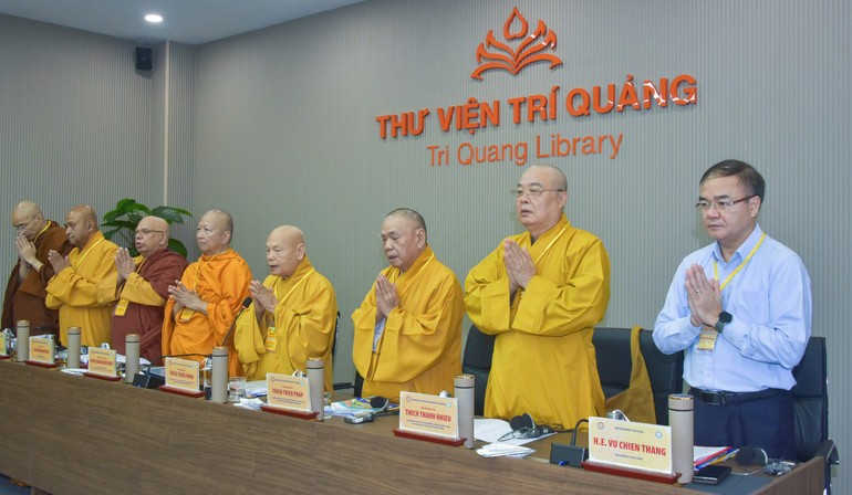 ブー・チエン・タン内務副大臣、2025年国連ヴェサクデーの開催に関する最初のセッションに出席 - Vietnam.vn