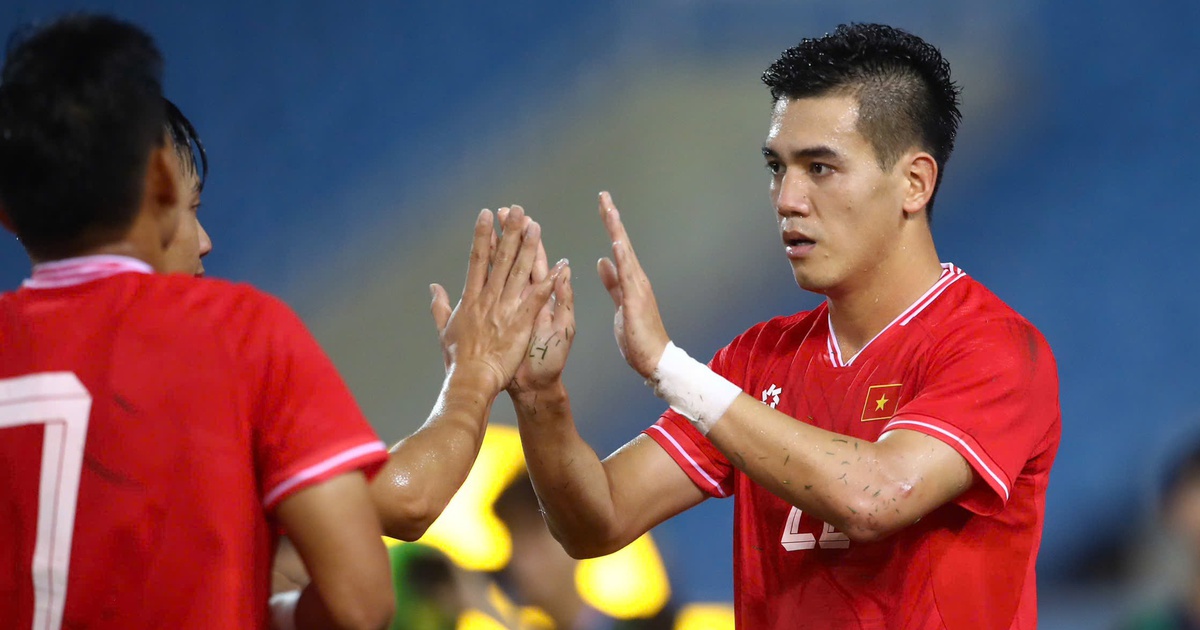 Gặp Lào lúc mấy giờ, ở đâu? - Vietnam.vn