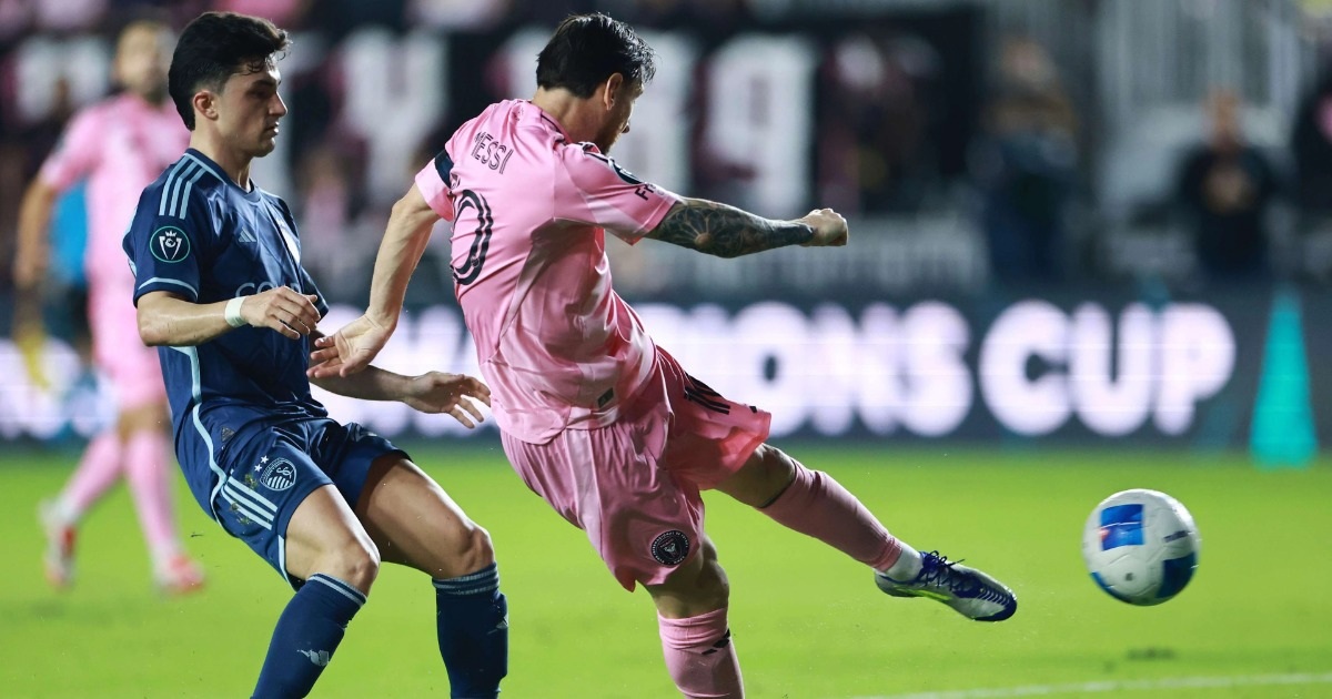 Lionel Messi vô lê cháy lưới đối thủ, giúp Inter Miami giành vé đi tiếp - Vietnam.vn